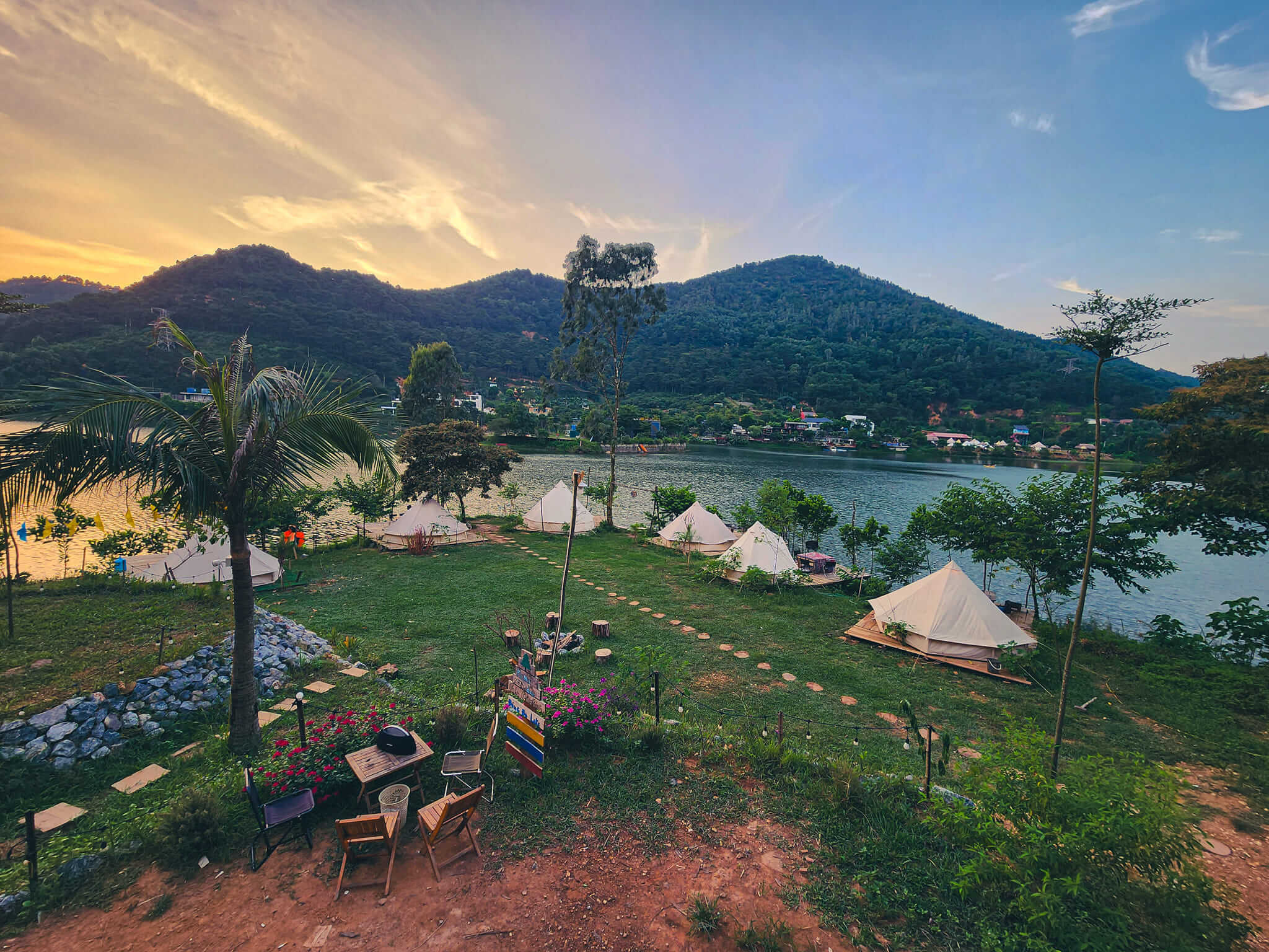 Tận Hưởng Trải Nghiệm Glamping Tại TBS Riverside Garden - Hà Nội ...
