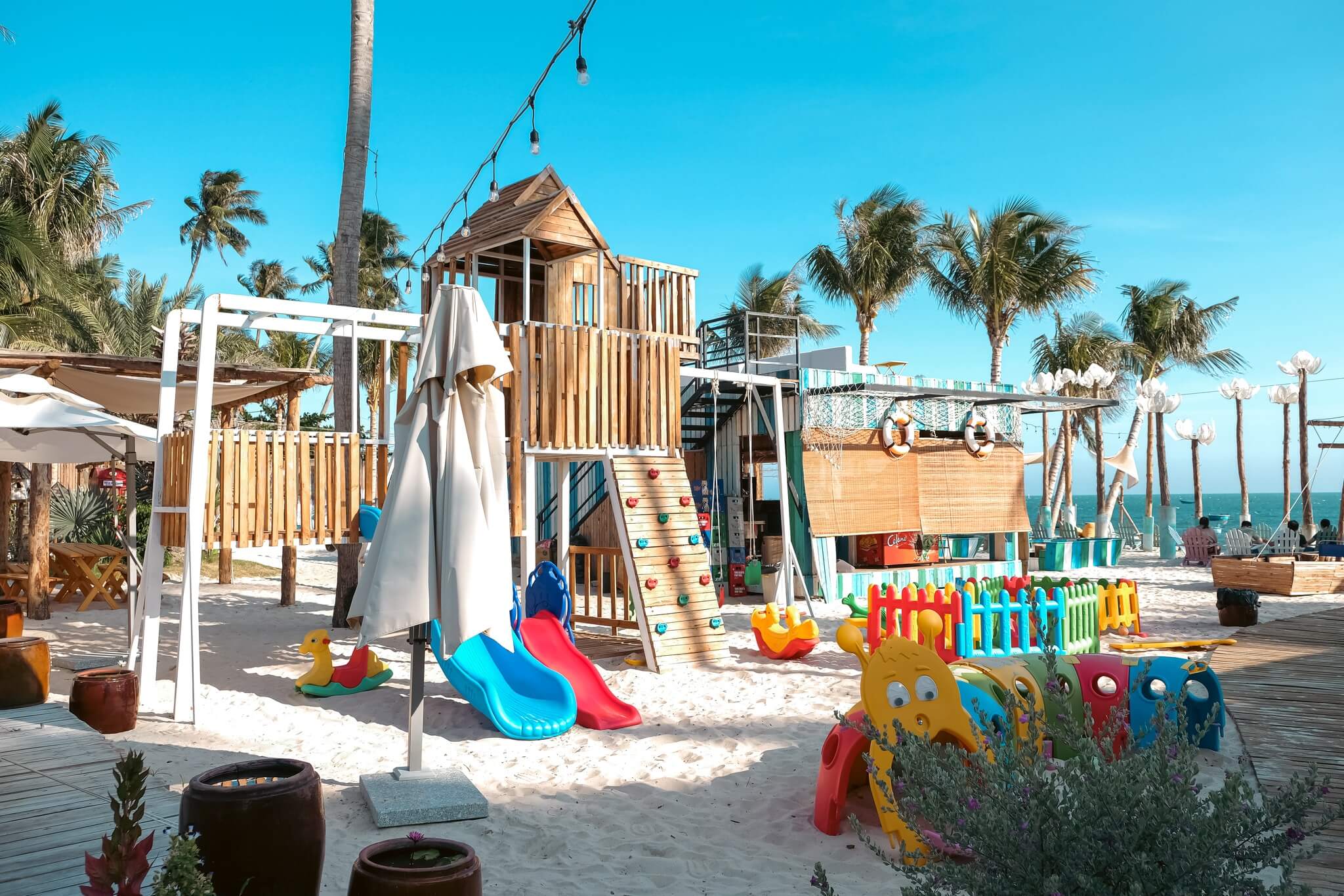 Tận Hưởng Trải Nghiệm Glamping Tại Mango Beach | GLAMPTRIP