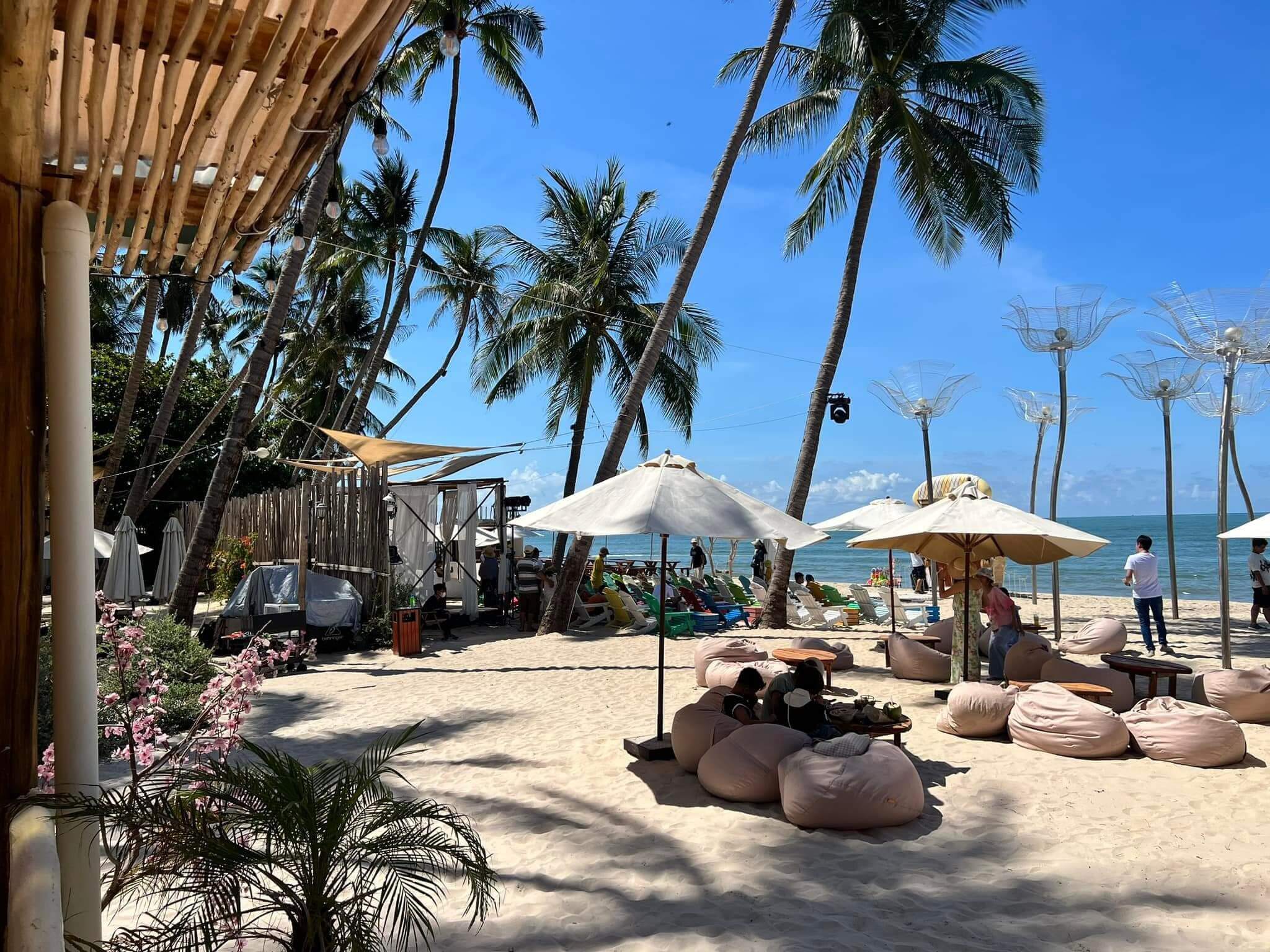 Tận Hưởng Trải Nghiệm Glamping Tại Hanna Beach | GLAMPTRIP