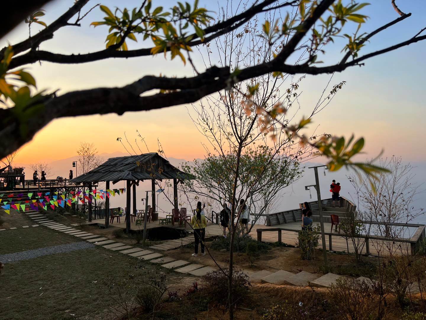 Thưởng thức vẻ đẹp của Top 7 glamping vùng Tây Bắc