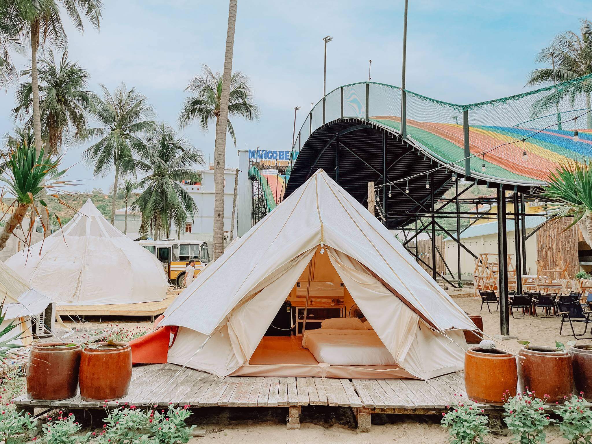 Tận Hưởng Trải Nghiệm Glamping Tại Mango Beach | GLAMPTRIP