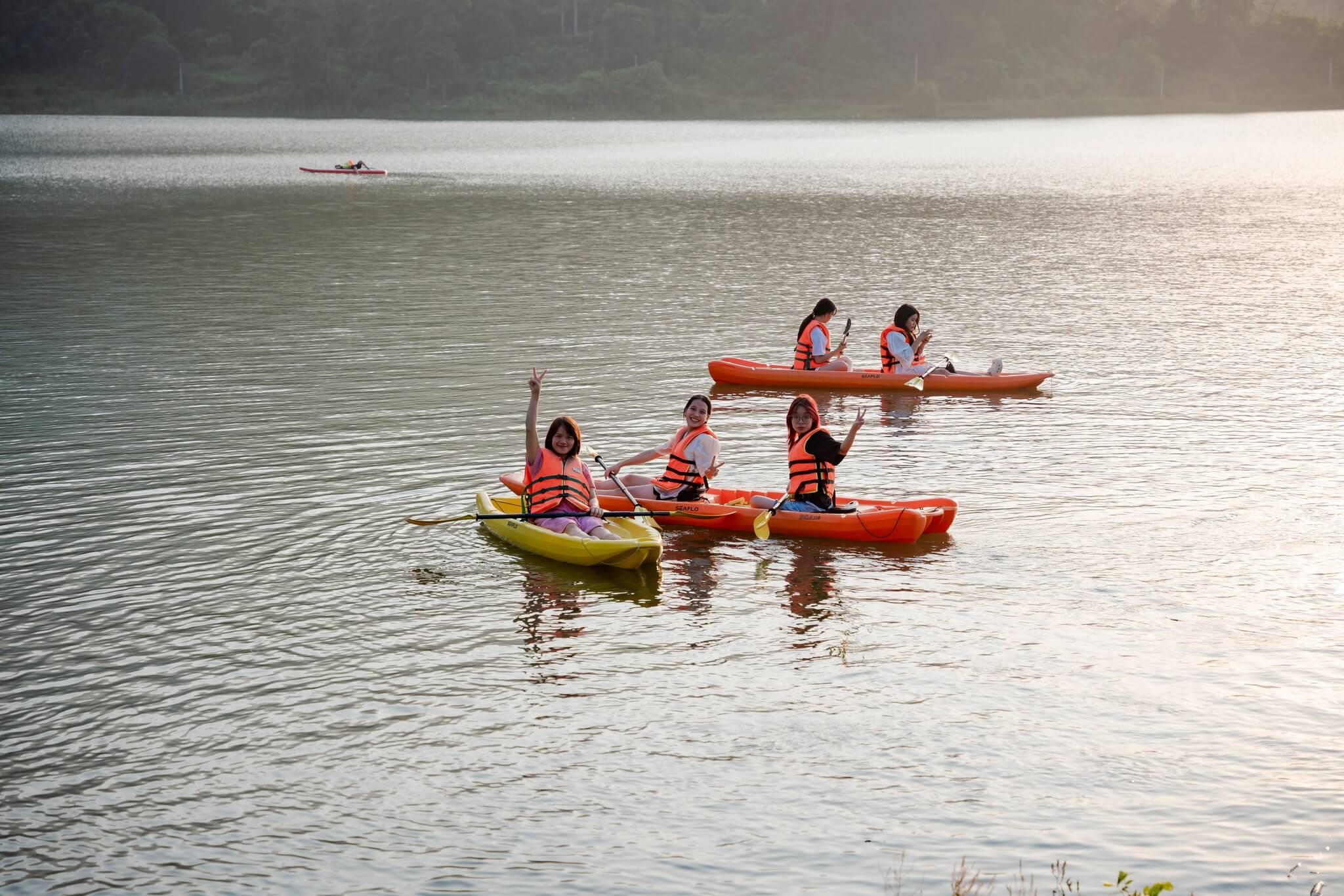 Tận Hưởng Trải Nghiệm Glamping Tại Amor La Vida Lakeside Valley | GLAMPTRIP